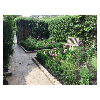 Urban Front Garden - Contemporary - Garden - Dublin - by Marion Keogh Garden Design | Houzz IE