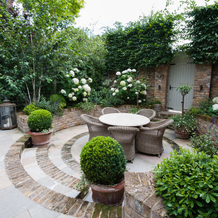 75 Beautiful Small Courtyard Garden Ideas and Designs - June 2024 ...