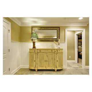 1st Floor Hallway - Hall - Philadelphia - by Echelon Custom Homes | Houzz