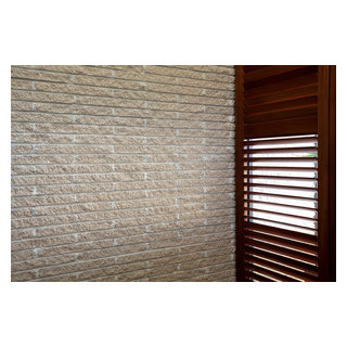 Austral Bricks Split Face Blocks in 'Riverstone' - Modern - Hall ...