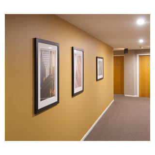 Benjamin Moore's Turmeric as the accent wall - Contemporaneo ...