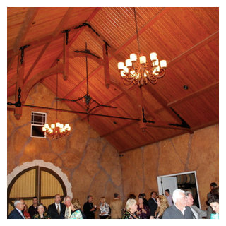 Blue Victorian Vineyard with Event Hall - Flur - San Francisco - von ...