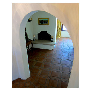 Decorative Archway in a Spanish Revival home in Montecito CA ...