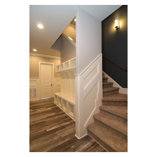 Drop Zone in Hallway with Second Staircase - Classique - Escalier ...