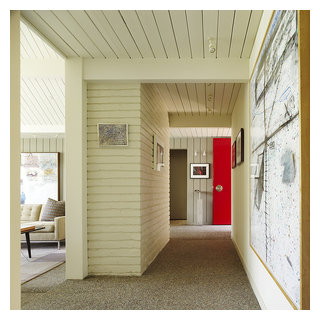 Gary Hutton Lagoon House - Midcentury - Hallway & Landing - San ...