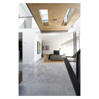 Geddes - Modern - Hall - Vancouver - by splyce design | Houzz