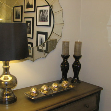 Accessorizing Console Table - Photos & Ideas | Houzz