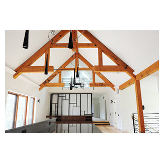 Hammer-beam trusses - Hall - Indianapolis - by Loren Wood Builders | Houzz