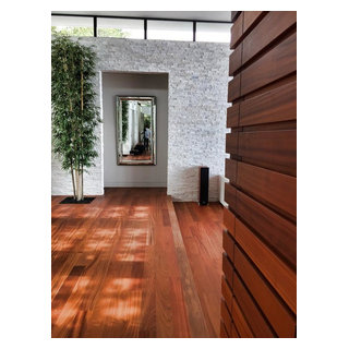 Hamptons Summer Home - Modern - Hall - New York - by Andrea Soliz/Soliz ...