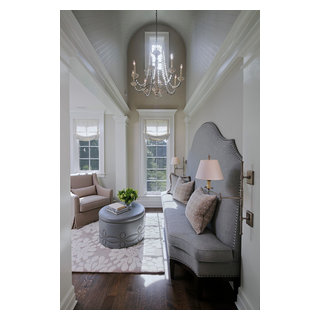 lake house - Traditional - Hall - Chicago - by Stuart Cohen & Julie ...