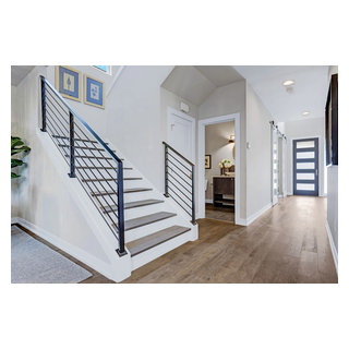 Main Hallway - Contemporary - Hallway & Landing - Seattle - by Chaffey ...