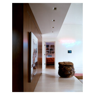 Modern Home - Modern - Hall - Miami - by W.A. Bentz Construction, Inc ...