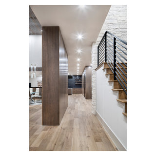 Lake Travis Overlook - Modern - Hallway & Landing - Austin - by Marion ...
