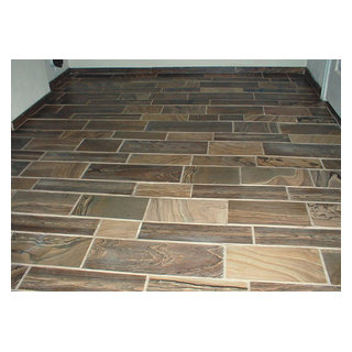 Oklahoma Picture Rock- Plank Tiles - Traditional - Hall - Oklahoma City ...