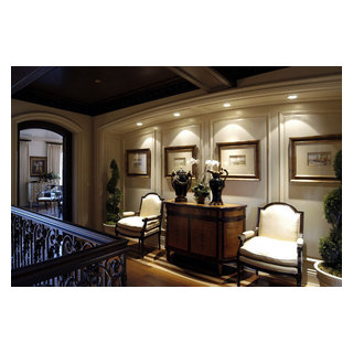 Pelican Hill - Traditional - Hall - Orange County - by ML Custom ...