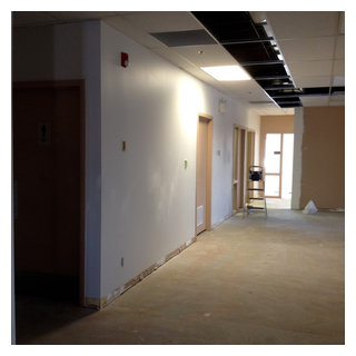 Trac Energy Service's new office and shop space - Contemporary - Hall ...