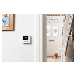 Wiser Heat multi-zone wireless heating system - Couloir - Londres - par ...
