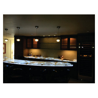 Backlit Onyx Downstairs Bar, Texas - Traditional - Home Bar - Dallas ...