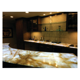 Backlit Onyx Downstairs Bar, Texas - Traditional - Home Bar - Dallas ...