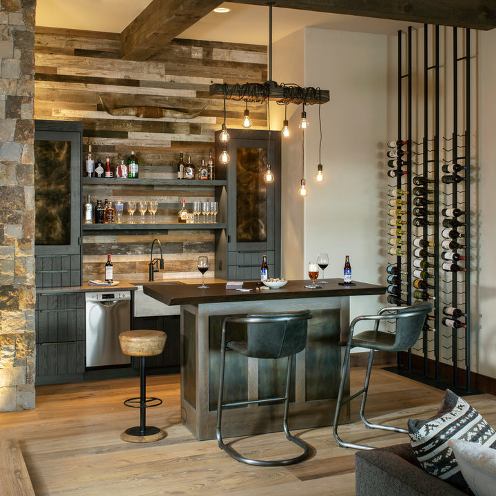 75 Beautiful Rustic Home Bar Ideas and Designs - June 2024 | Houzz UK