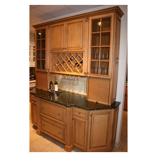 Country Kitchen - Traditional - Home Bar - New York - by User | Houzz