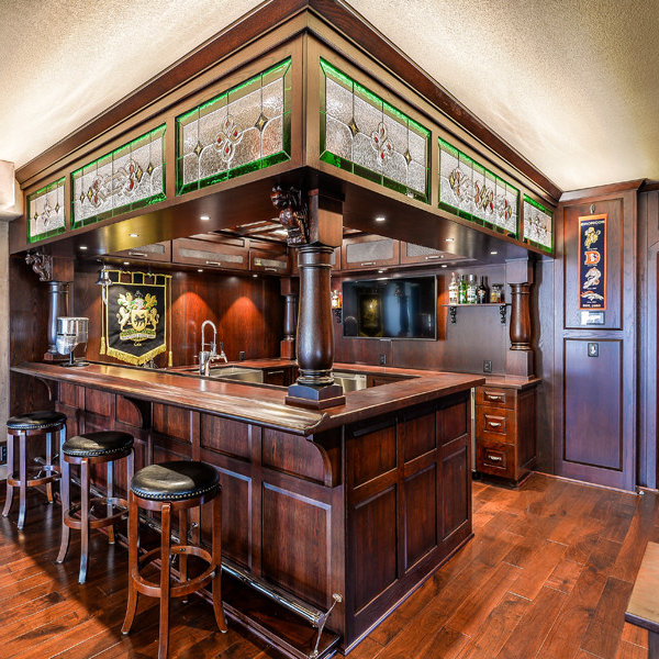 Irish Pub Bar - Photos & Ideas | Houzz