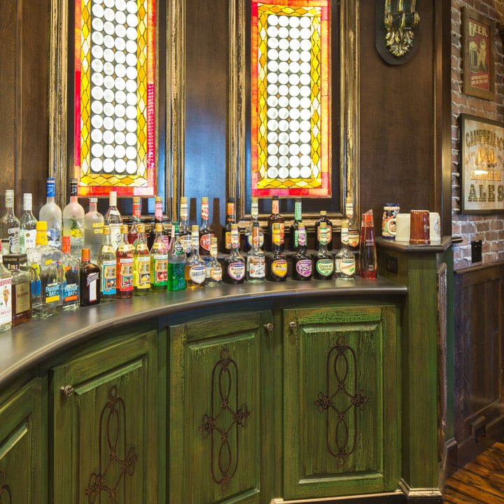 Irish Pub Bar - Photos & Ideas | Houzz