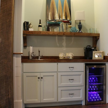 75 Coastal Home Bar Ideas You'll Love - July, 2024 | Houzz