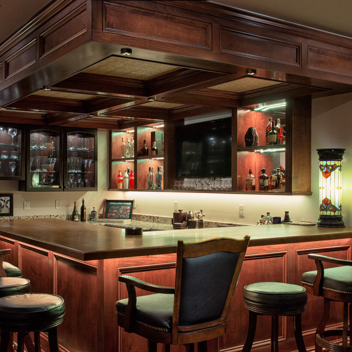 Irish Pub Bar - Photos & Ideas | Houzz