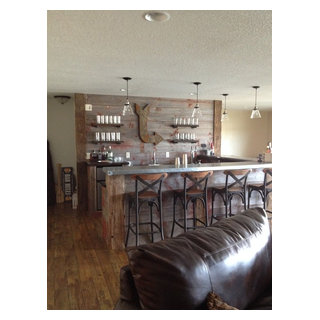 Rustic Bar - Rustic - Home Bar - Chicago - by Kyle Slack | Houzz
