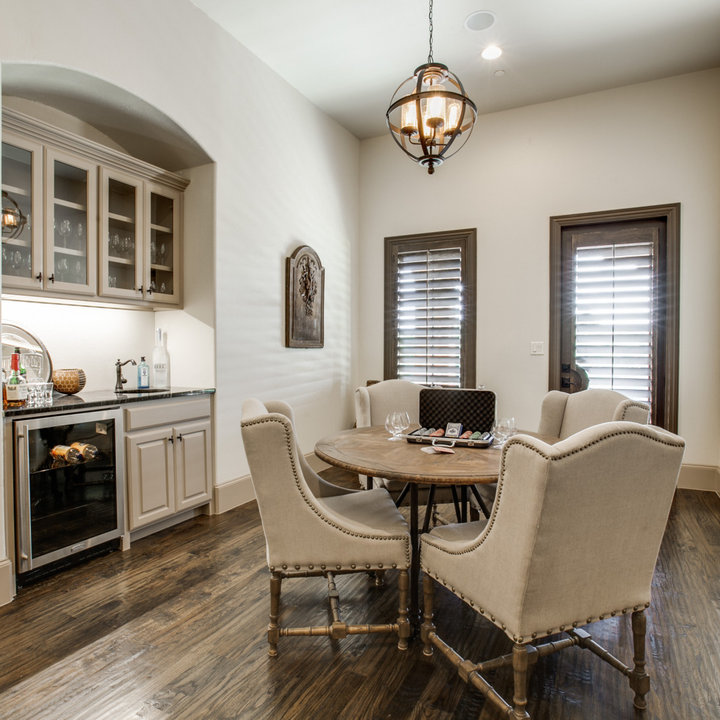 75 Mediterranean Home Bar Ideas You'll Love - January, 2025 | Houzz