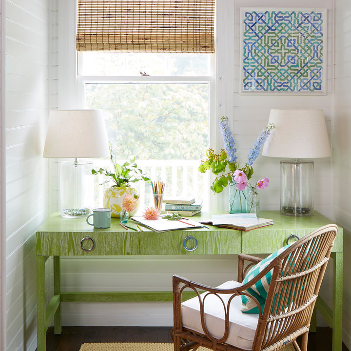 75 Beautiful Beach Style Home Office Ideas & Designs - July 2022 | Houzz AU