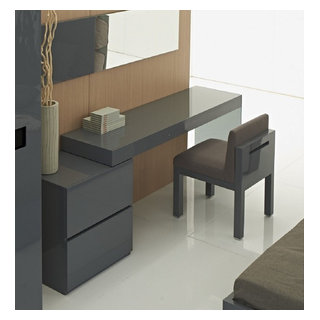 Coach Office Desk - Modern - Home Office - New York - by Creative ...