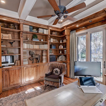 75 French Country Freestanding Desk Home Office Ideas You'll Love - May ...