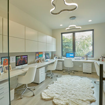 75 Beautiful Beige Home Office Pictures & Ideas - January, 2022 | Houzz