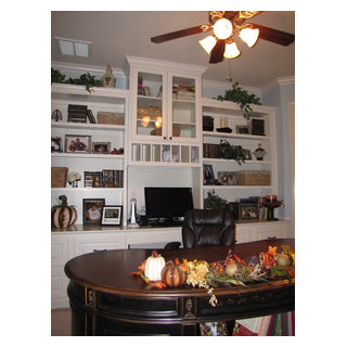 Study built in unit - Classique - Bureau à domicile - Houston | Houzz