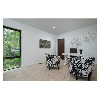 Tree House - Modern - Home Office - Seattle - by Uptic Studios | Houzz