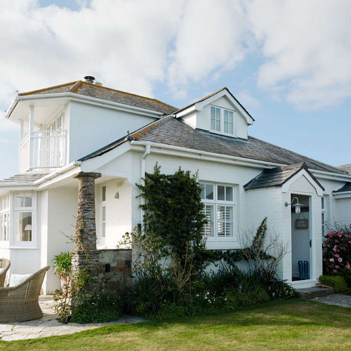 75 Beautiful House Exterior Ideas and Designs - April 2022 | Houzz UK