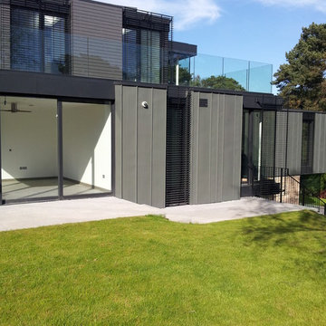 Louvered Privacy Screen - Photos & Ideas | Houzz