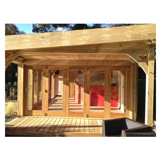 OAK FRAME POOL HOUSE - Contemporary - Exterior - London - by E-Scape ...