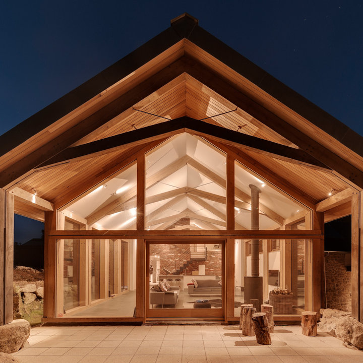 75 Beautiful Gable End Home Design Ideas & Designs | Houzz AU