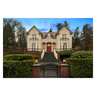 Transitional Luxury Mercer Island Mansion - Traditional - Exterior ...