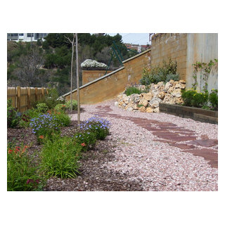 Jardin grava. - Mediterranean - Landscape - Other - by Hàbitat Natural ...