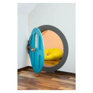 Attic master suite with a Hobbit Hole - Transitional - Kids ...