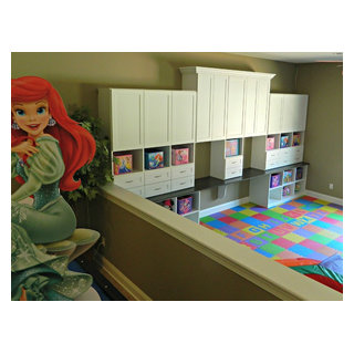 Pool House Playroom - Traditional - Kids - Philadelphia - by Closet ...