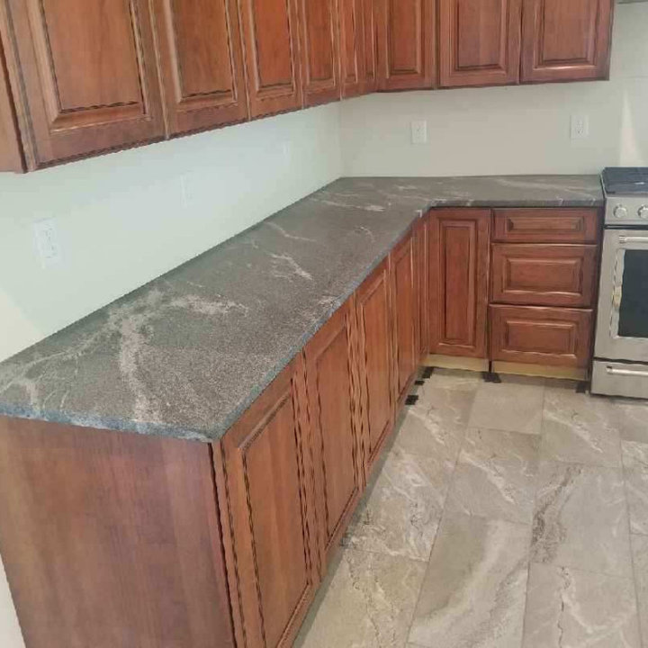 Silver Gray Granite - Photos & Ideas | Houzz