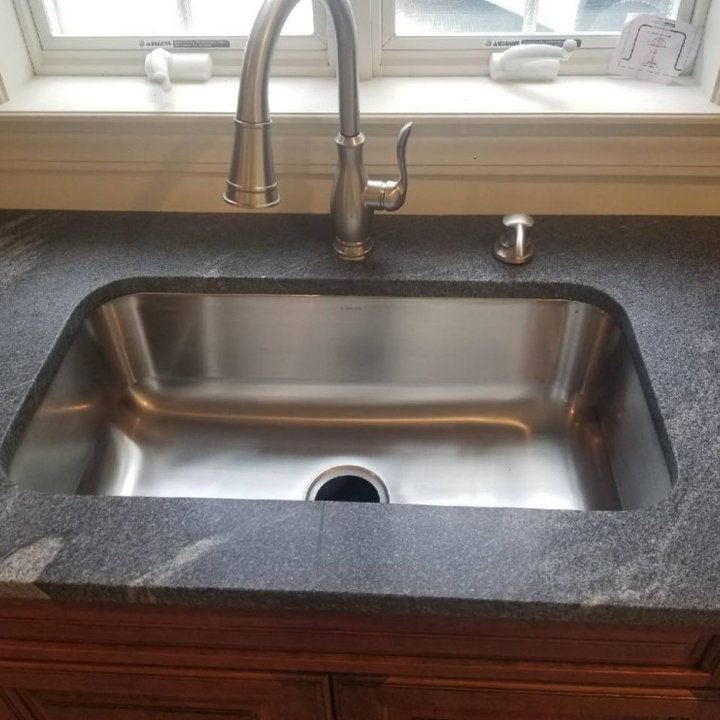 Silver Gray Granite - Photos & Ideas | Houzz