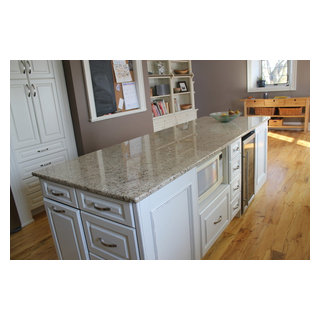 1850's home - Traditional - Kitchen - Toronto - by Hawkins Cabinetry ...