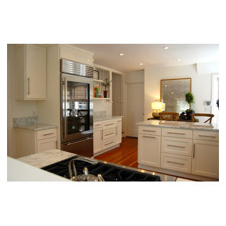 1925 Newport Beach Cottage Kitchen - Beach Style - Kitchen - Orange ...