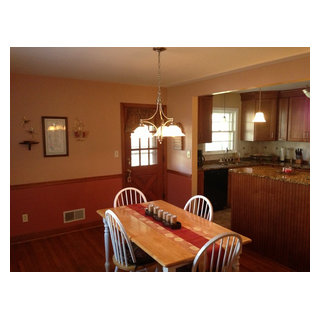 1950s Galley Kitchen Renovation - Classique - Cuisine - Autres ...